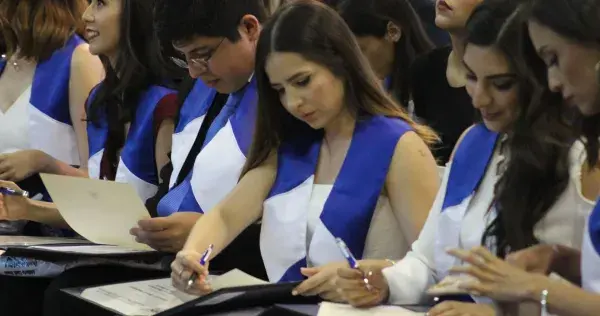 Se gradúan del Tec nuevos profesionales en la salud | Tecnológico de ...